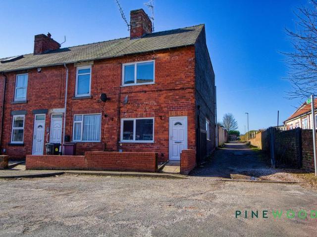 3 bedroom end of terrace house for sale