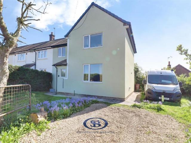 3 bedroom end of terrace house for sale