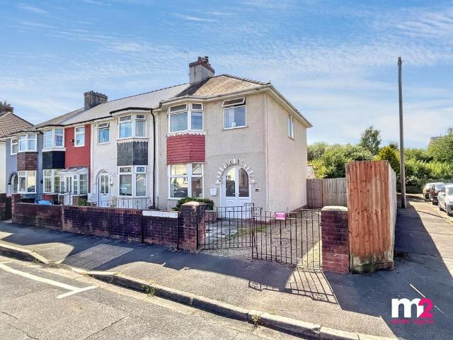 3 bedroom end of terrace house for sale
