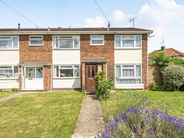 3 bedroom end of terrace house for sale
