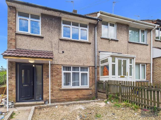 3 bedroom end of terrace house for sale