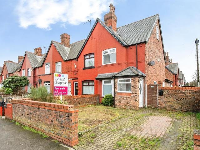 3 bedroom end of terrace house for sale