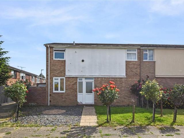 3 bedroom end of terrace house for sale