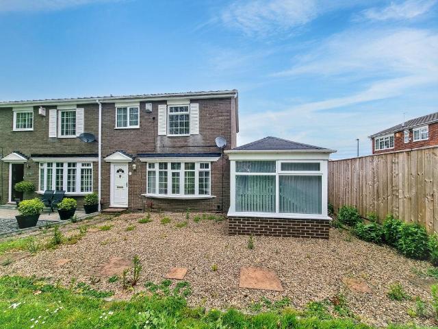 3 bedroom end of terrace house for sale