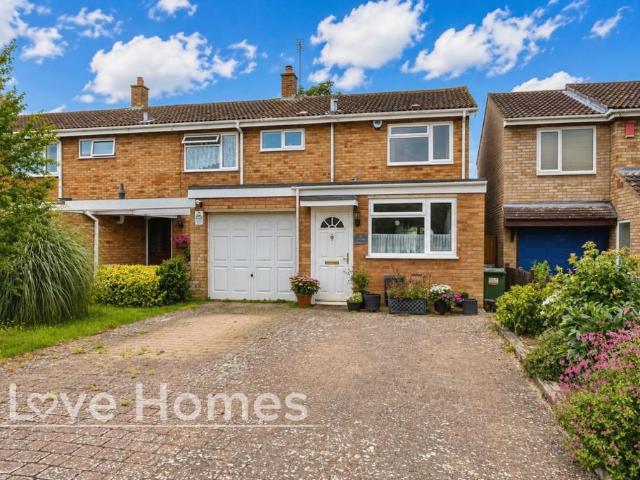 3 bedroom end of terrace house for sale