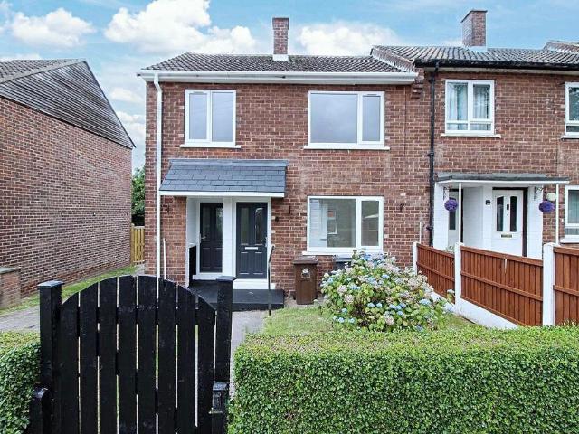 3 bedroom end of terrace house for sale