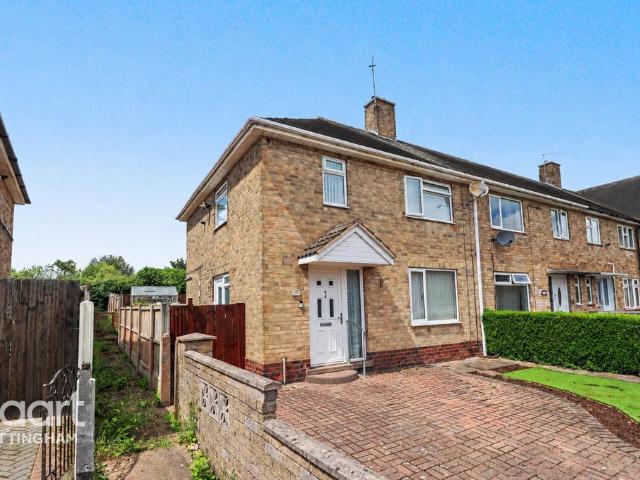 3 bedroom end of terrace house for sale
