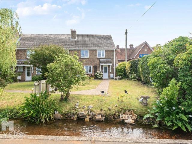3 bedroom end of terrace house for sale
