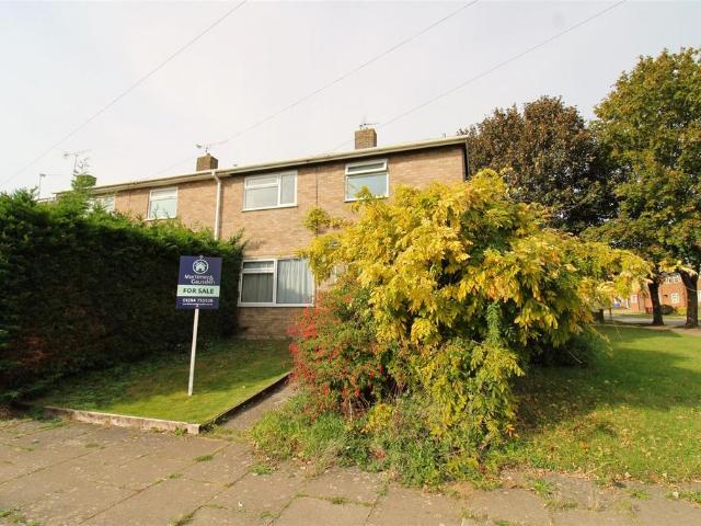 3 bedroom end of terrace house for sale