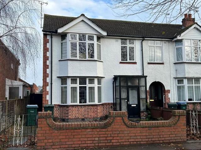 3 bedroom end of terrace house for sale