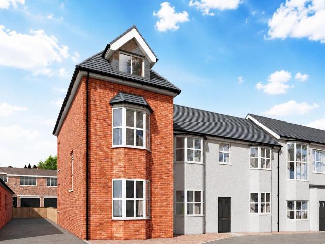 3 bedroom end of terrace house for sale