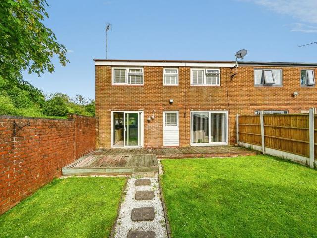 3 bedroom end of terrace house for sale