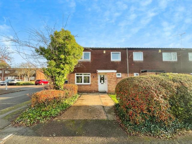3 bedroom end of terrace house for sale