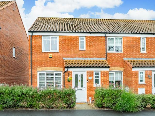 3 bedroom end of terrace house for sale