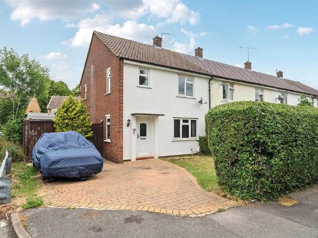 3 bedroom end of terrace house for sale