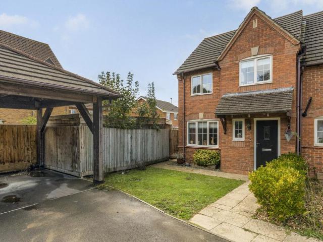 3 bedroom end of terrace house for sale
