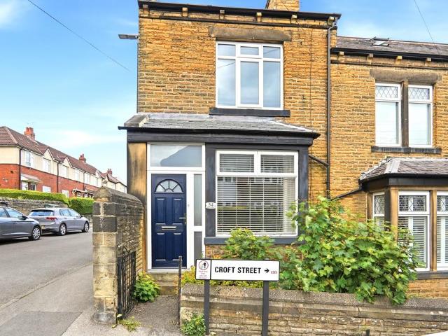 3 bedroom end of terrace house for sale