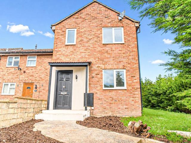 3 bedroom end of terrace house for sale