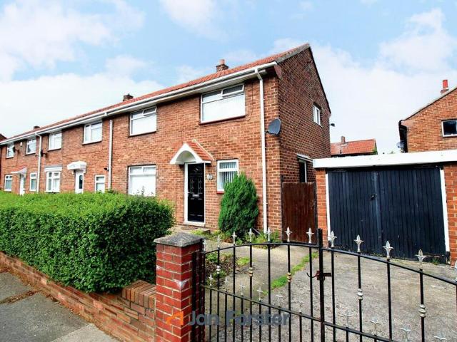 3 bedroom end of terrace house for sale