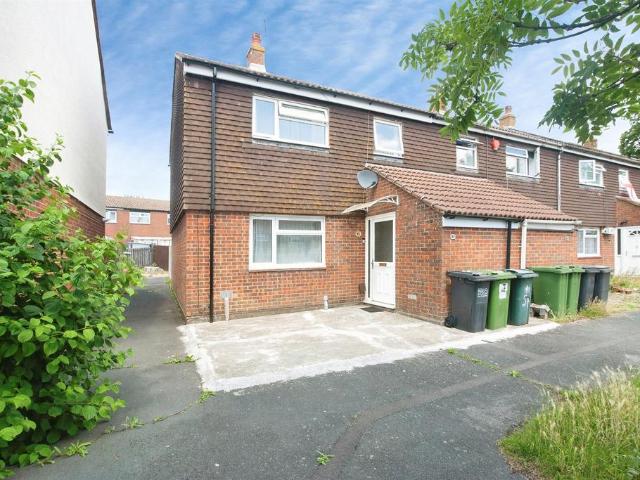 3 bedroom end of terrace house for sale