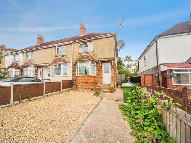 3 bedroom end of terrace house for sale