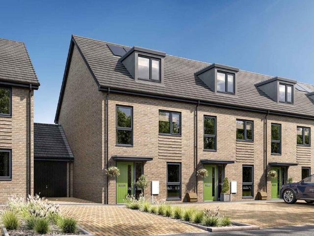 3 bedroom end of terrace house for sale