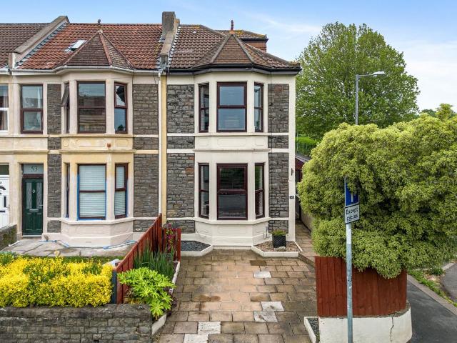 3 bedroom end of terrace house for sale