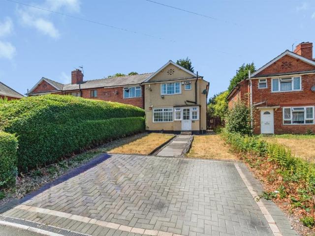 3 bedroom end of terrace house for sale