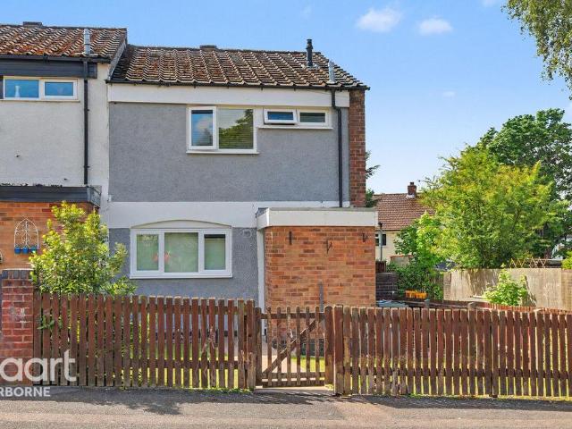 3 bedroom end of terrace house for sale