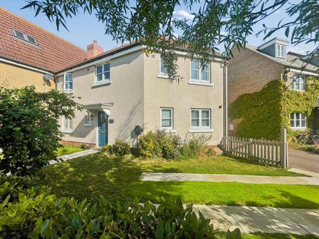 3 bedroom end of terrace house for sale
