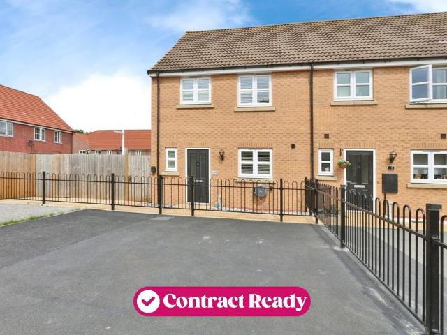 3 bedroom end of terrace house for sale