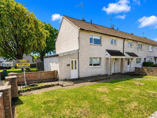 3 bedroom end of terrace house for sale