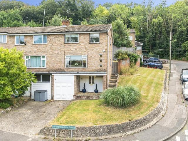 3 bedroom end of terrace house for sale