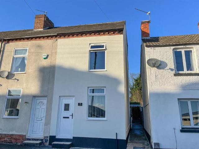 3 bedroom end of terrace house for sale