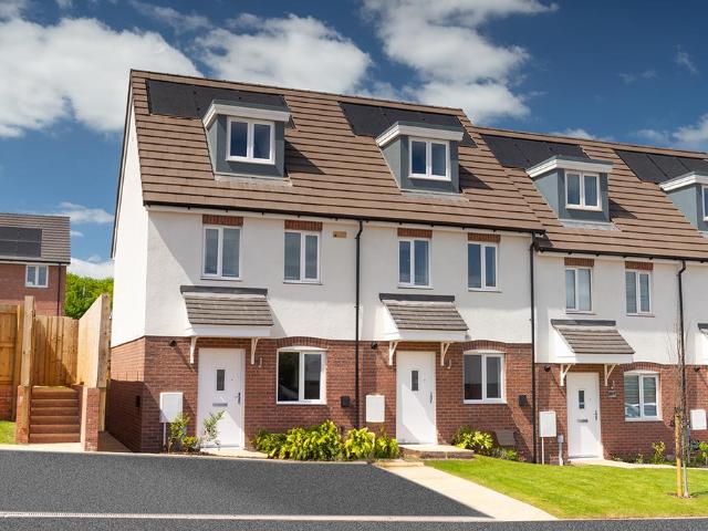 3 bedroom end of terrace house for sale
