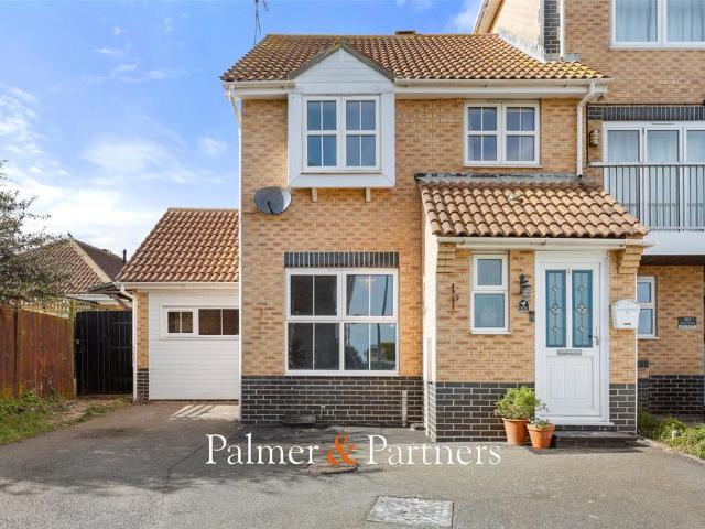 3 bedroom end of terrace house for sale