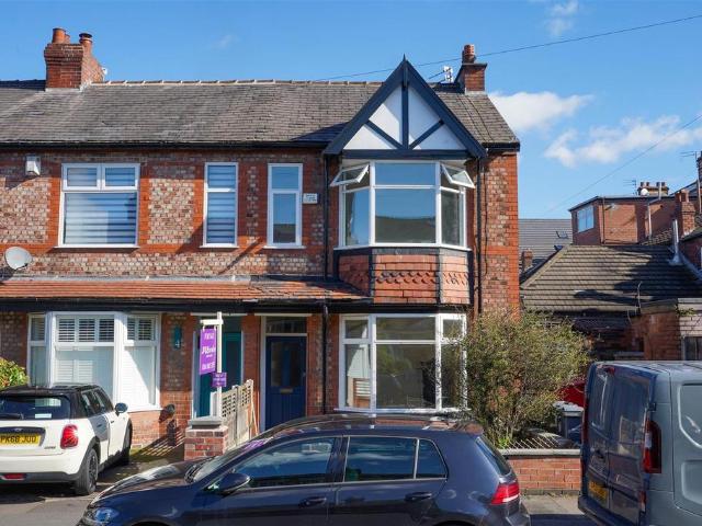 3 bedroom end of terrace house for sale