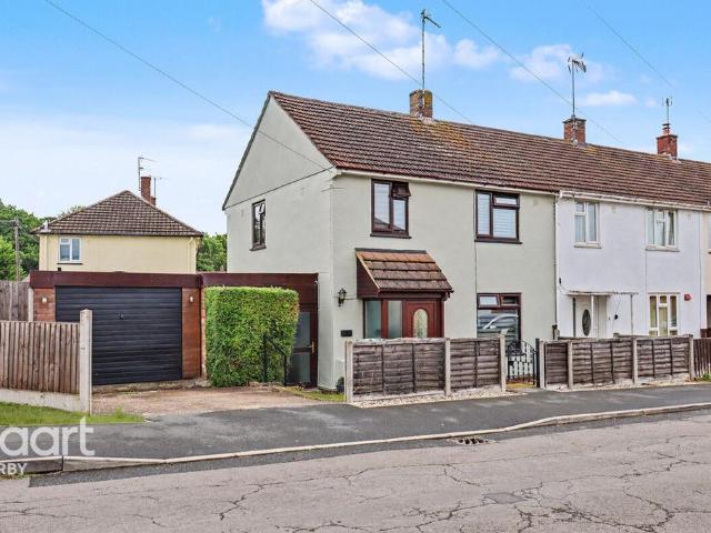 3 bedroom end of terrace house for sale