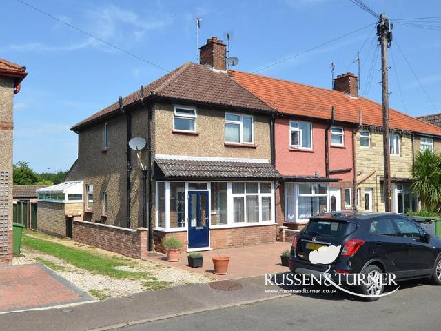 3 bedroom end of terrace house for sale