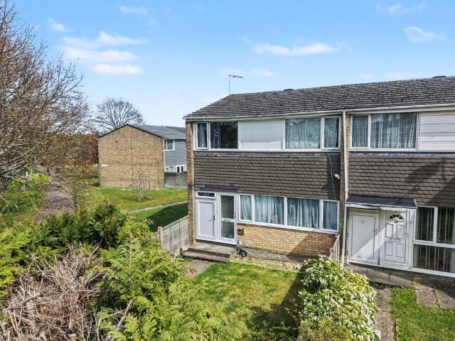 3 bedroom end of terrace house for sale