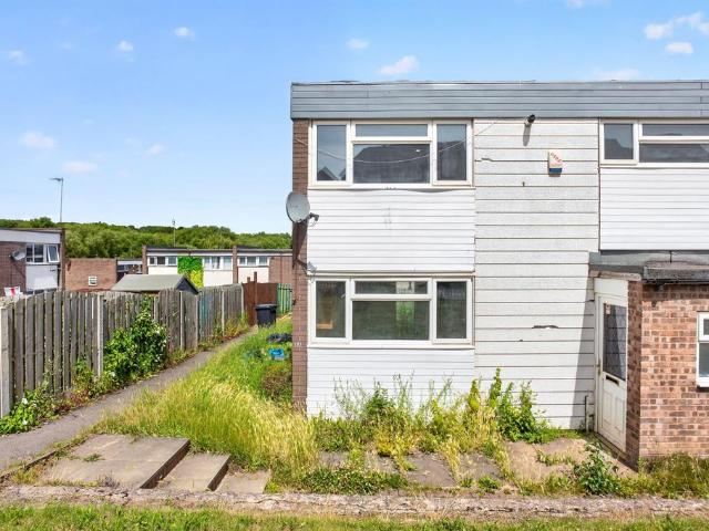 3 bedroom end of terrace house for sale