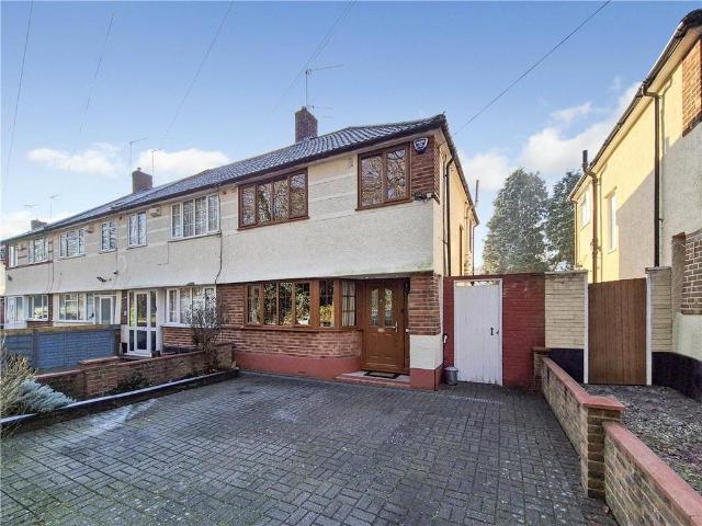 3 bedroom end of terrace house for sale
