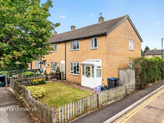 3 bedroom end of terrace house for sale