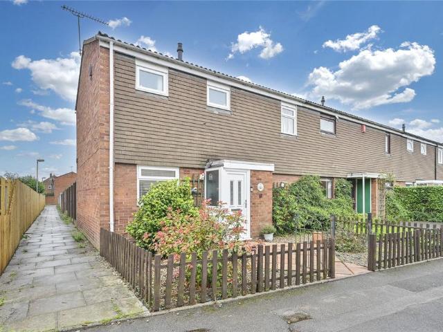 3 bedroom end of terrace house for sale