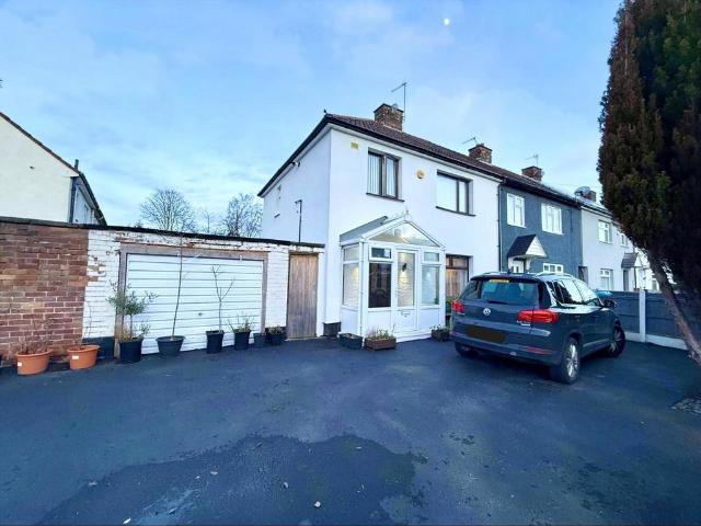 3 bedroom end of terrace house for sale