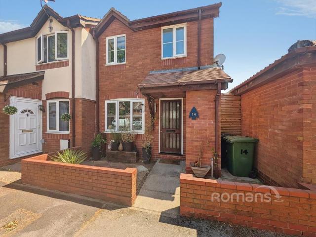 3 bedroom end of terrace house for sale