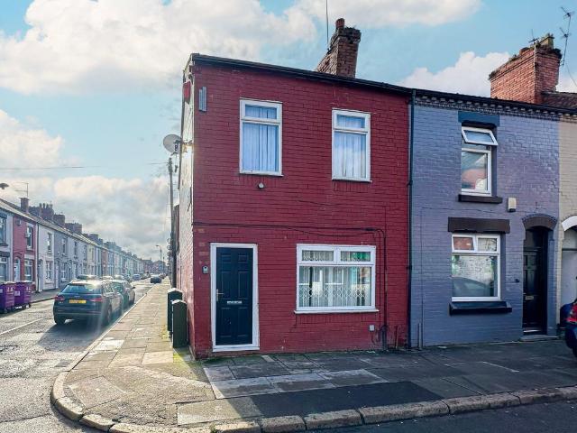 3 bedroom end of terrace house for sale