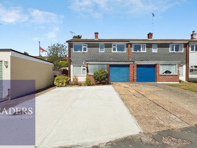 3 bedroom end of terrace house for sale