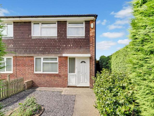 3 bedroom end of terrace house for sale