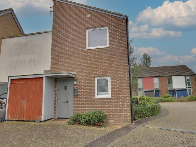 3 bedroom end of terrace house for sale